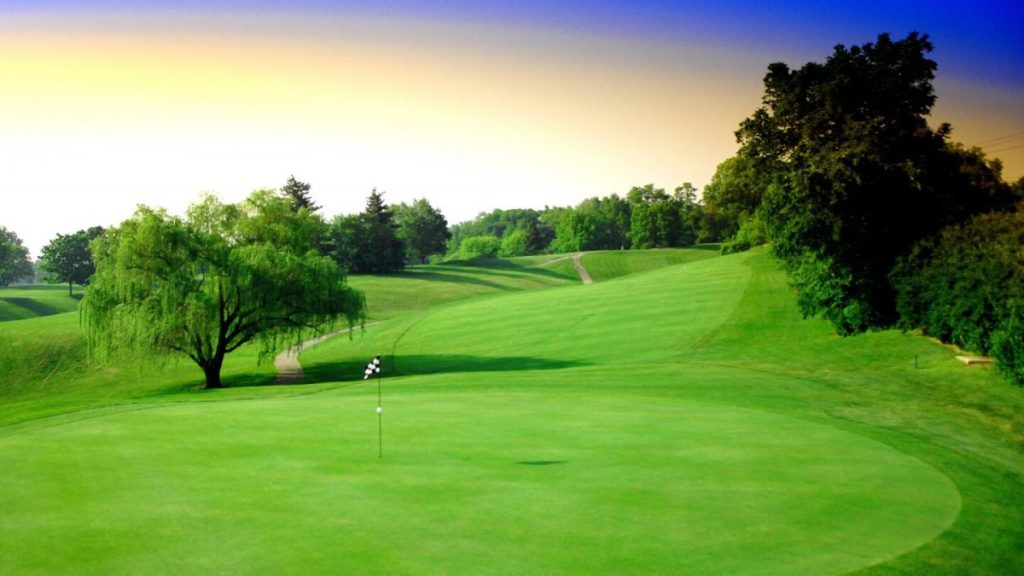 Buckeye State Birdies: 10 Top-Tier Public Golf Courses in Ohio - Bogey Golf